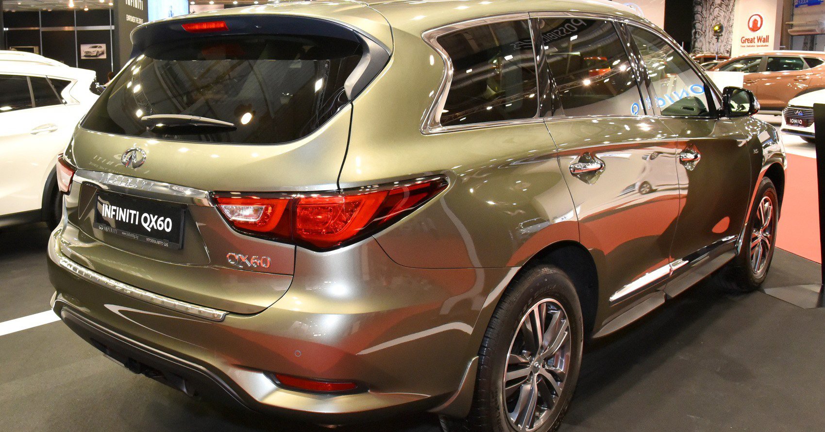 Infiniti QX60 (facelift 2016) 3.5 V6 (295 Hp) AWD Automatic